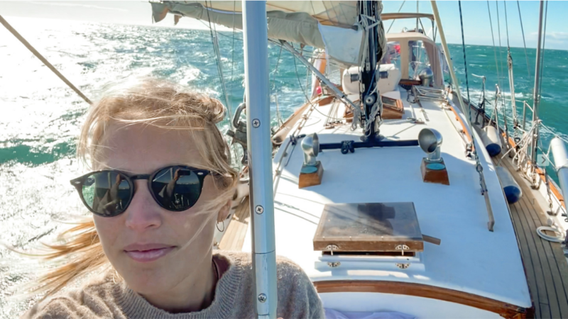 Navika Sailing – The Floating Studio