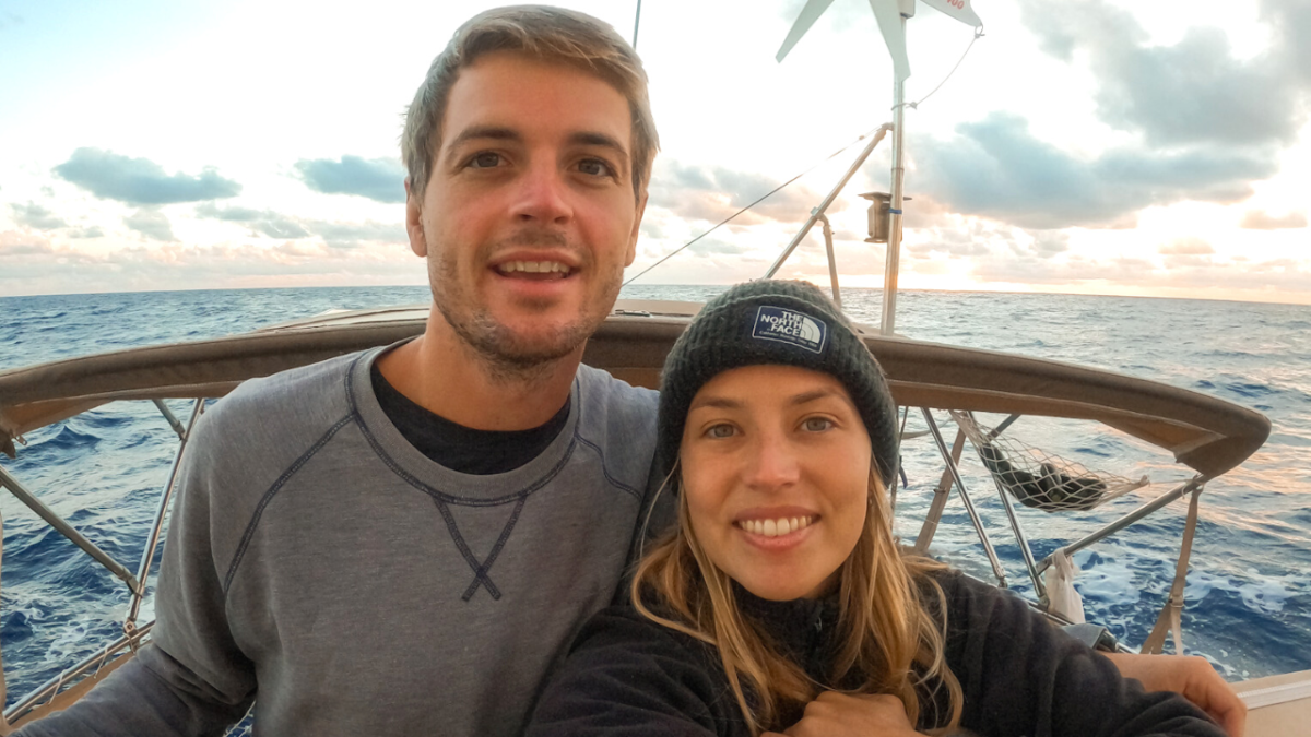 Navika Sailing – The Floating Studio